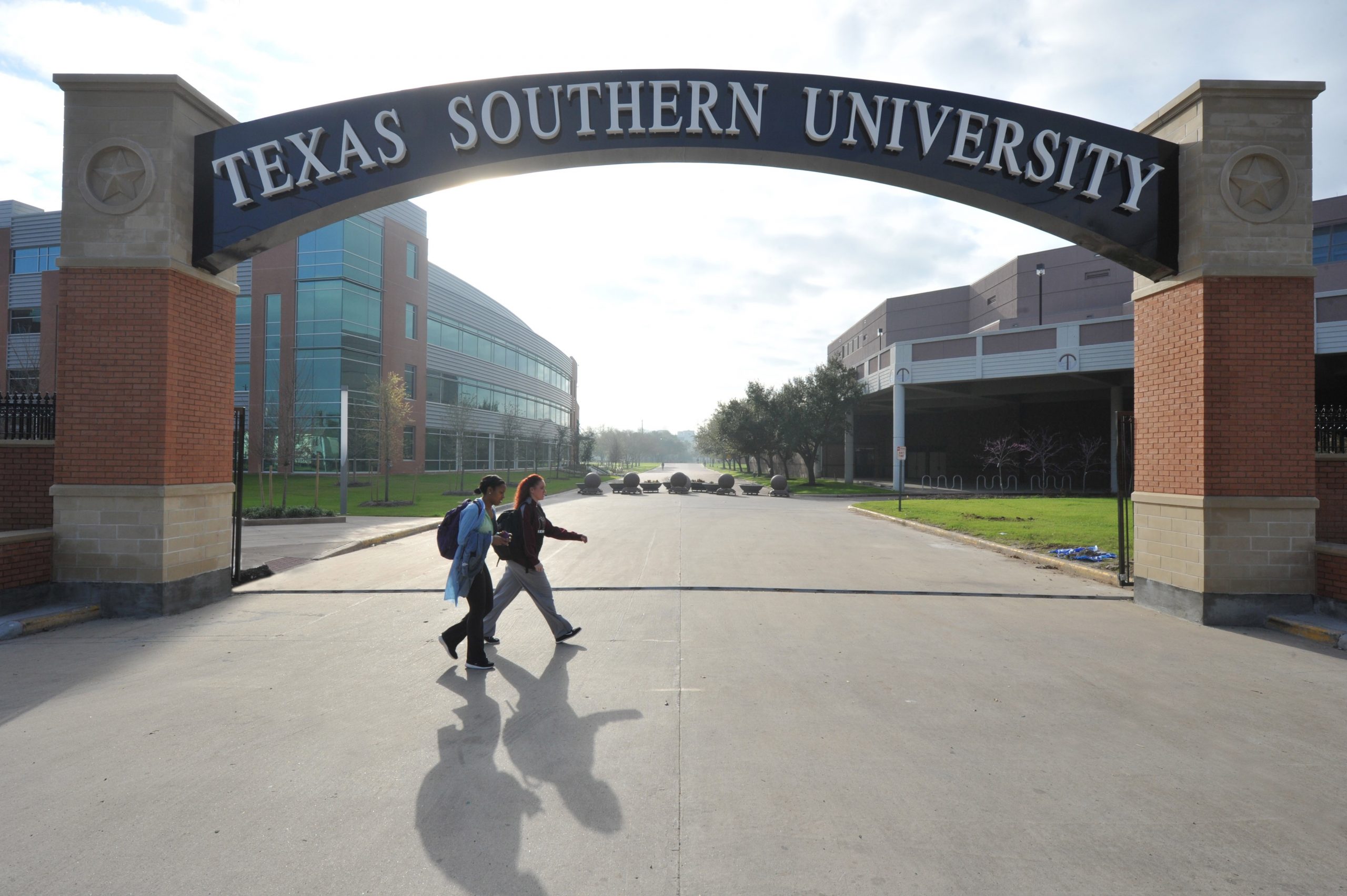 Alumni Back To School Campaign Helps Texas Southern Students In Need ...