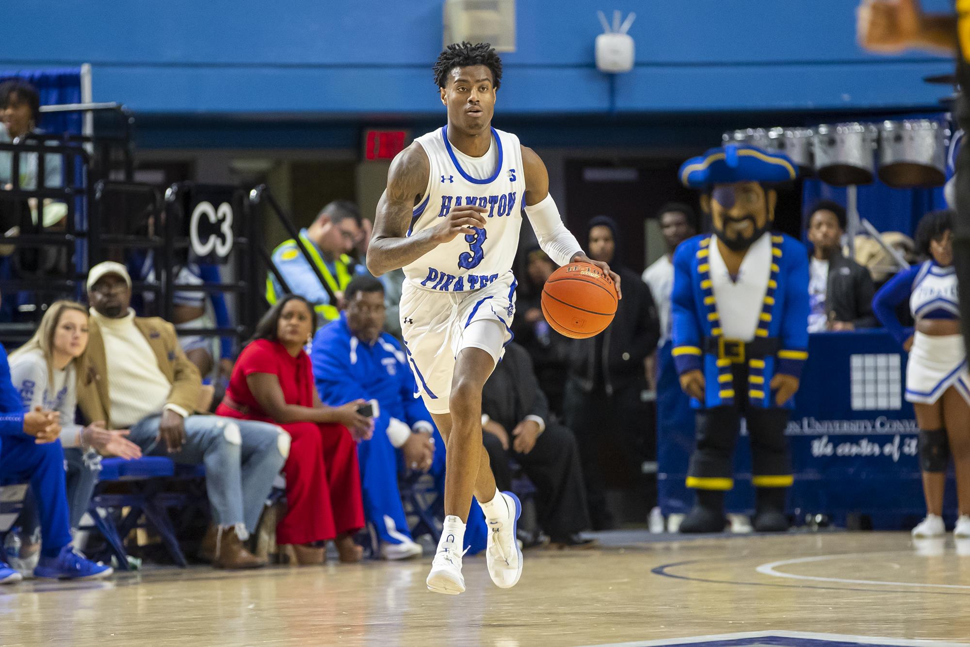 Hampton Men's Basketball Leads Big South 3-0 For First Time - HBCU Buzz