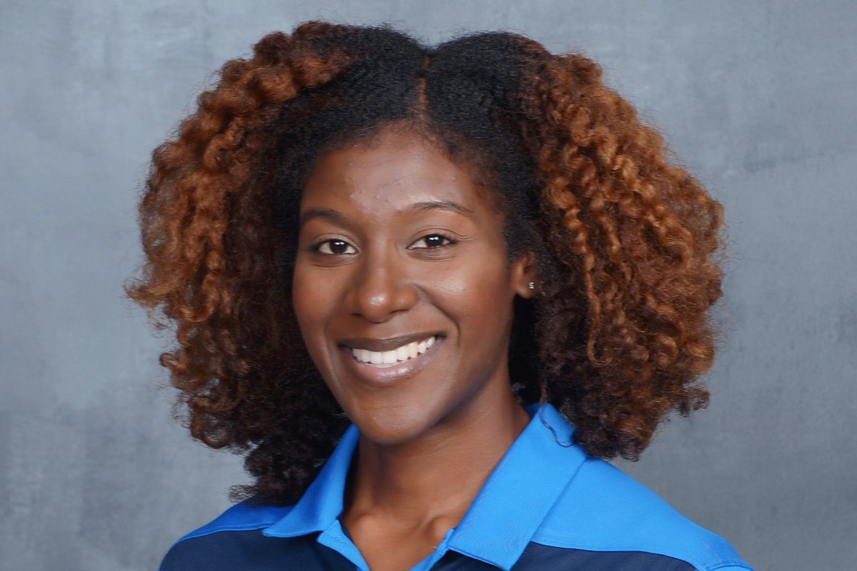 Los Angeles Lakers Hire Dr. Vanessa Brooks as Head Athletic Trainer ...